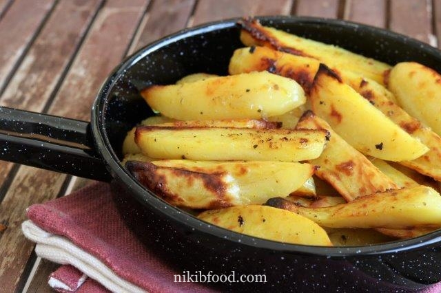 Oven baked potato wedges, The Best Roast Potatoes Ever Recipe