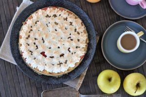 Apple meringue tart, An easy and tasty classic cake, Perfection!